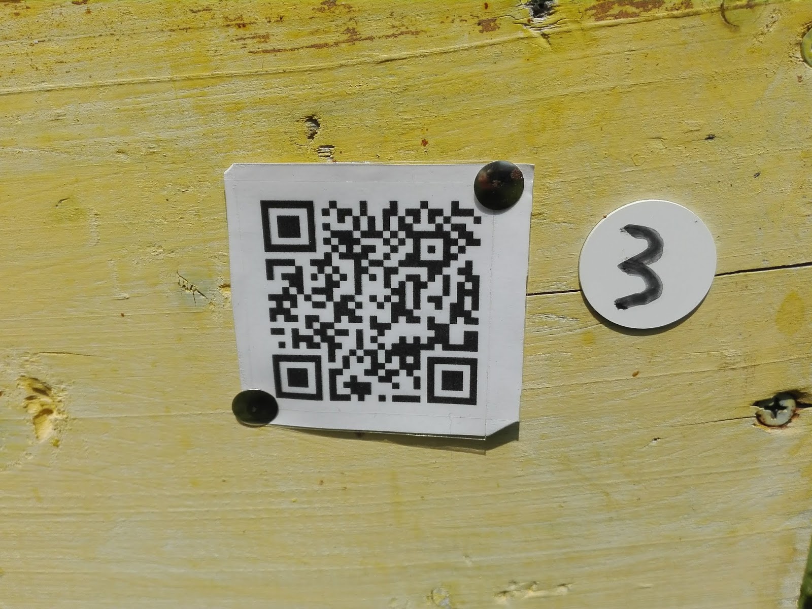 Hive identification - Apiary Book Blog